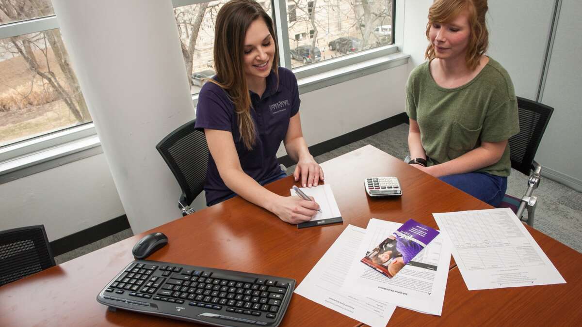 Building bright financial futures - Kansas State University Foundation